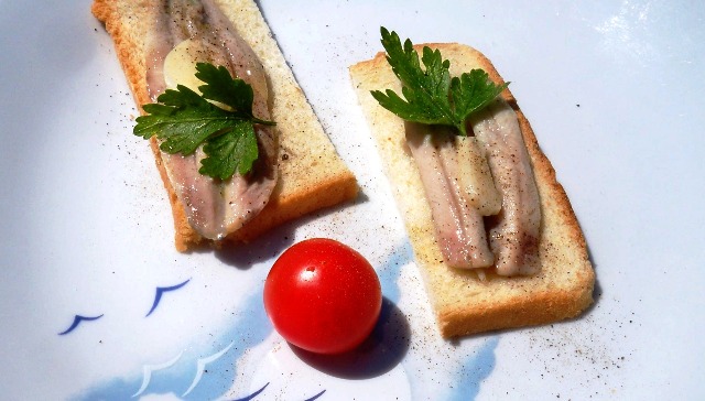 "Plava riba na Kvarnerski" - je sirova - KIGO.hr | KIGO.hr