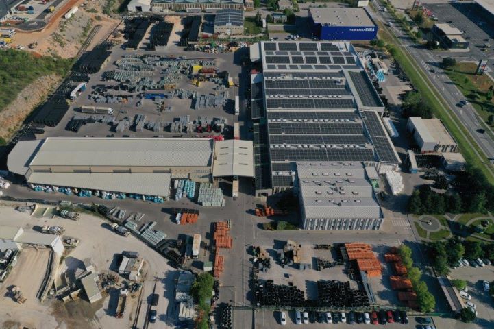 Vargon čuva planet energijom sunca razvoj i inovacija u solarnoj ...