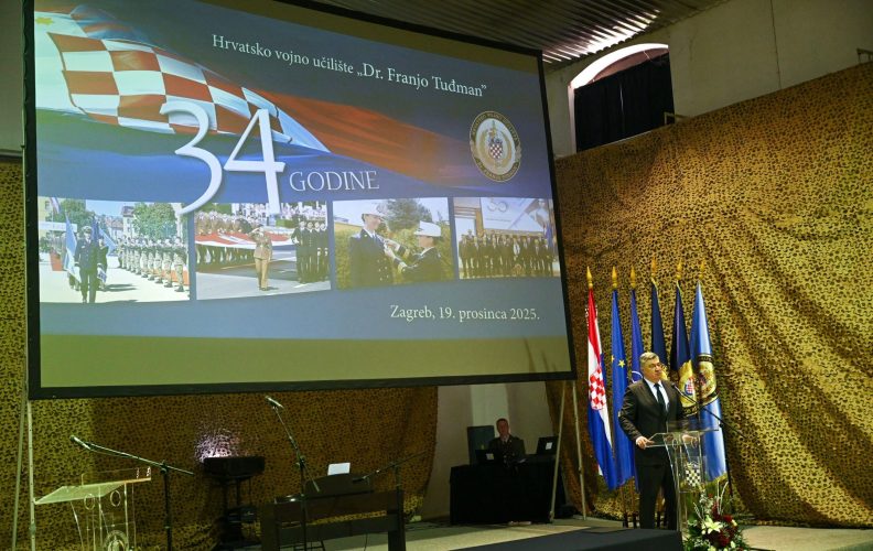 Predsjednik Milanović na Hrvatskom vojnom učilištu "Dr.Franjo Tuđman ...